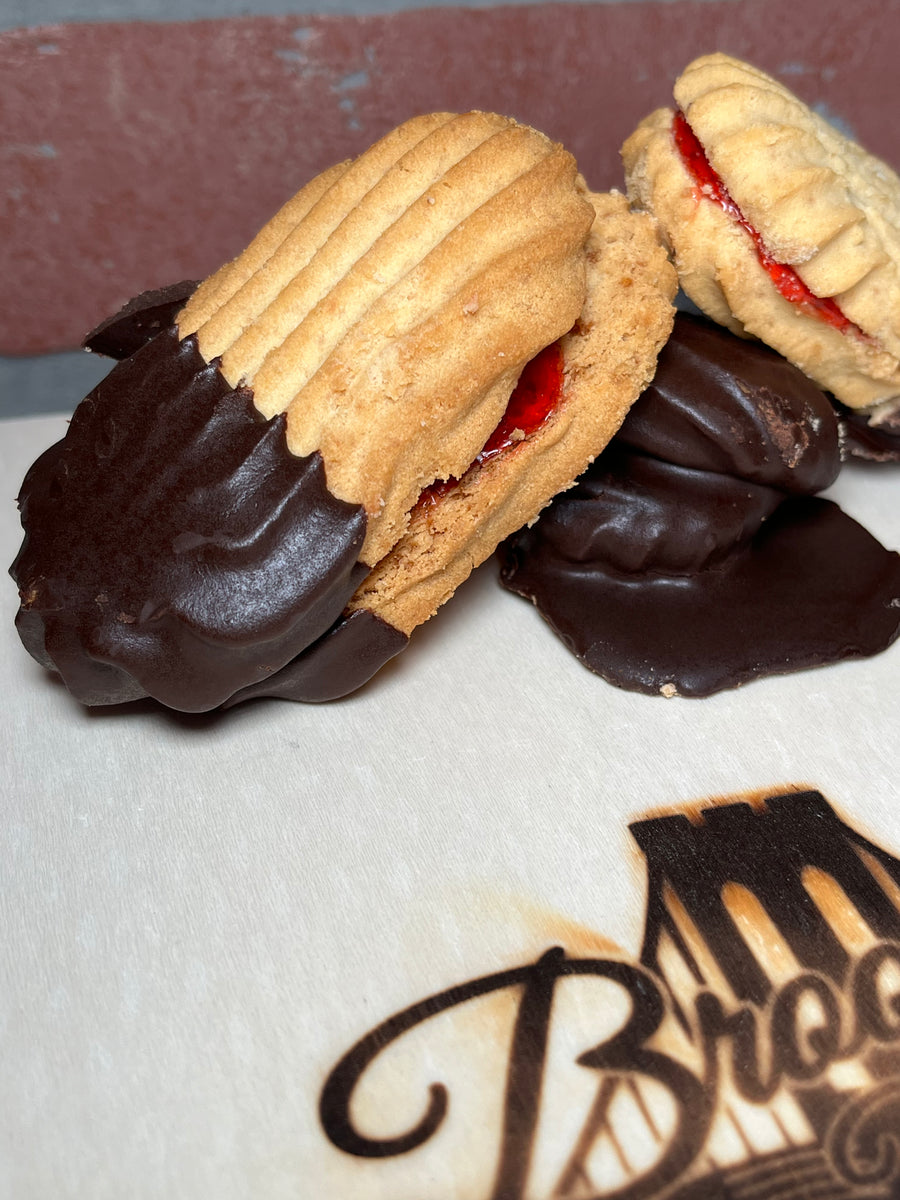 Strawberry Filled & Chocolate Dipped Cookies – brooklyndelights